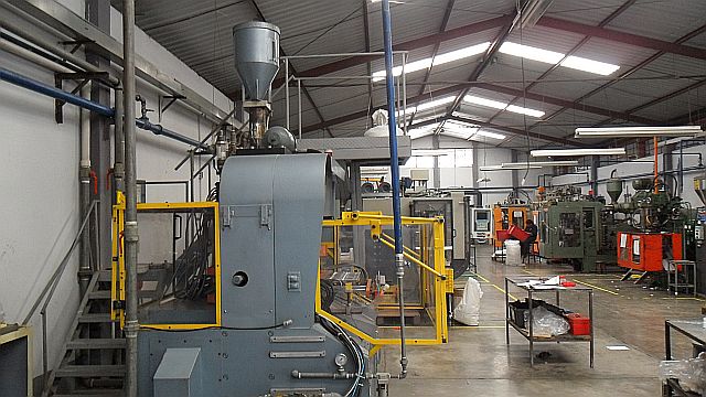 Jomar 85 S Blow Molder Injection - Plastics Machinery Group