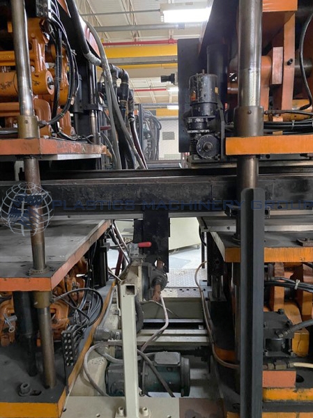 Sencorp 2500 30" x 33" Thermoformer - Plastics Machinery Group