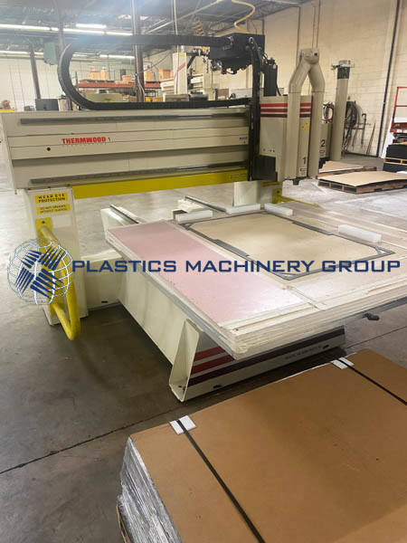 Thermwood Router - Plastics Machinery Group