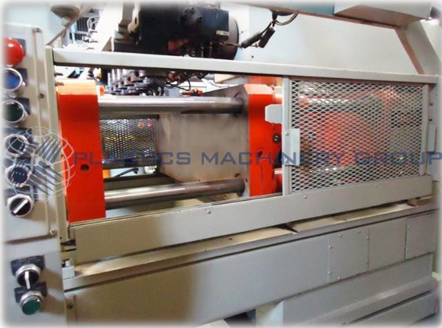 Uniloy 250R1 8-Head Blow Molder - Plastics Machinery Group