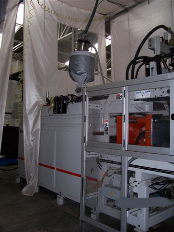 Uniloy Milacron R2000 Dual Head Blow Molder - Plastics Machinery Group