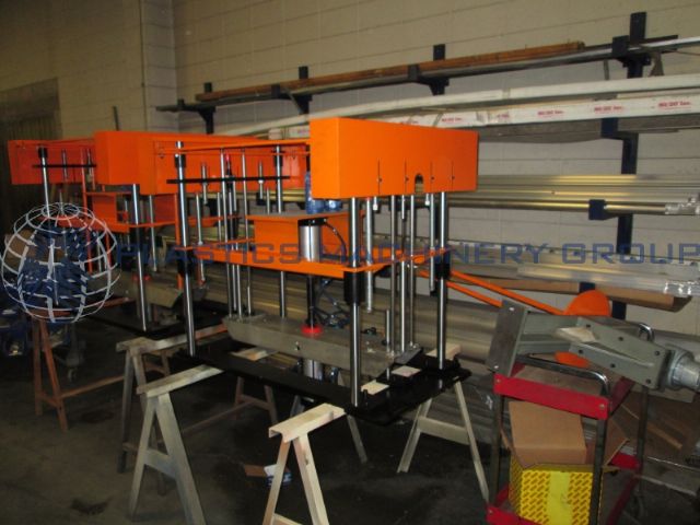 Sencorp 2500, NEW Up-Stacking System - Plastics Machinery Group