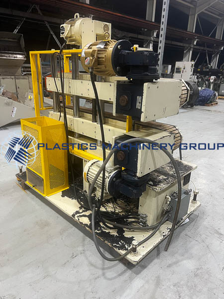 Puller, Polytruder Cleated Model PT 860P - Plastics Machinery Group